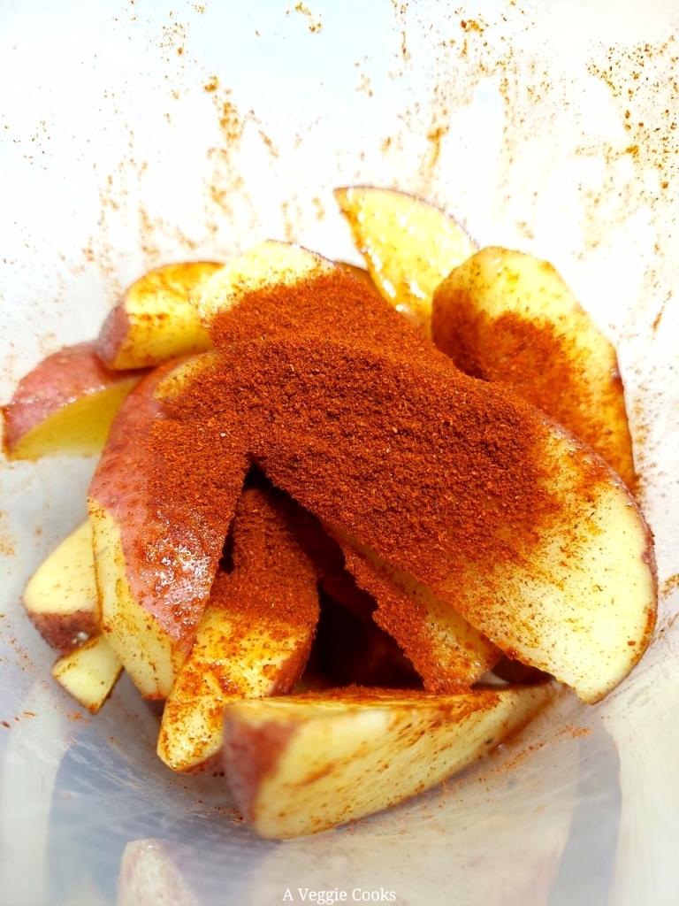 Spicy Potato Wedges - A Veggie Cooks