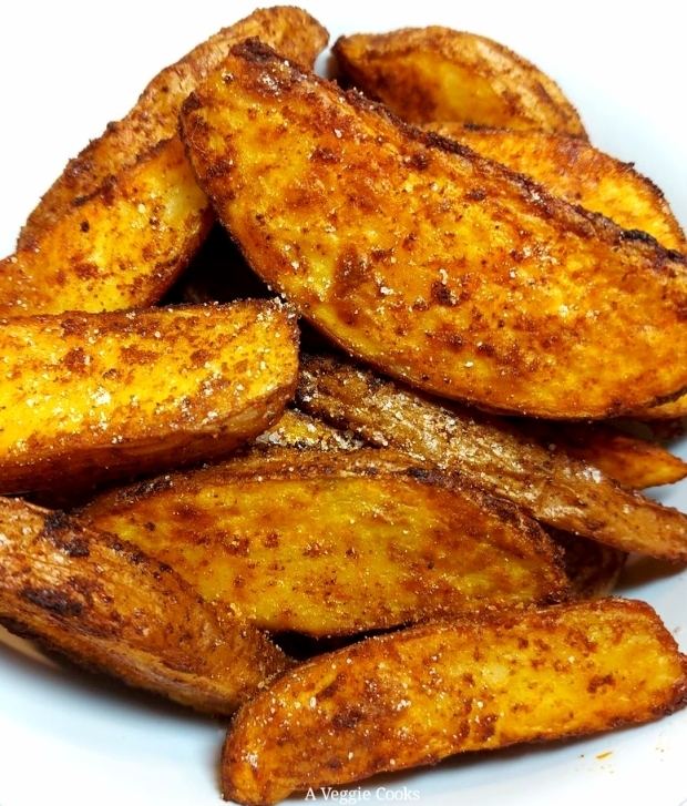 Spicy Potato Wedges - A Veggie Cooks